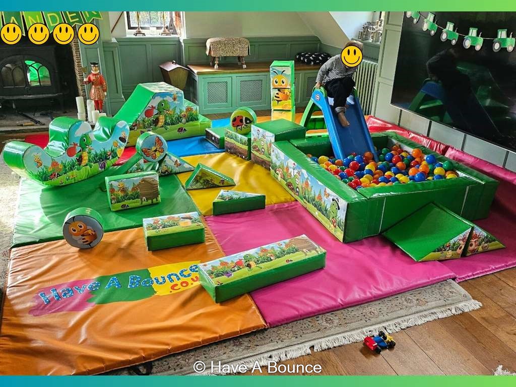 Soft Play and Ball Pit Bugs 21 - Bouncy Castle hire & Soft Play hire in ...